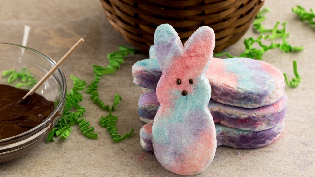 15 Easy At Home Easter Ideas and Edible Easter Crafts - Start at Home Decor