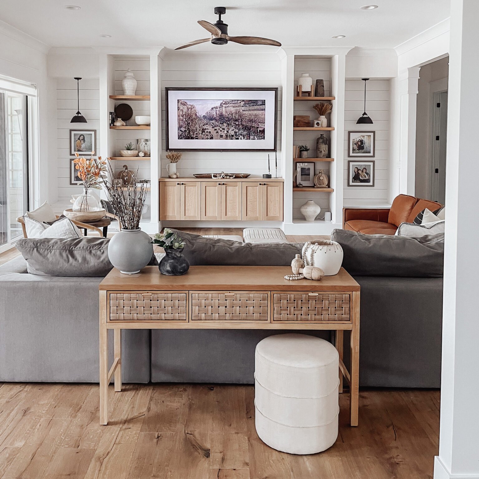 Minimalist Fall Decor for Simple Home Decorating - Brooke Nicole Larsen