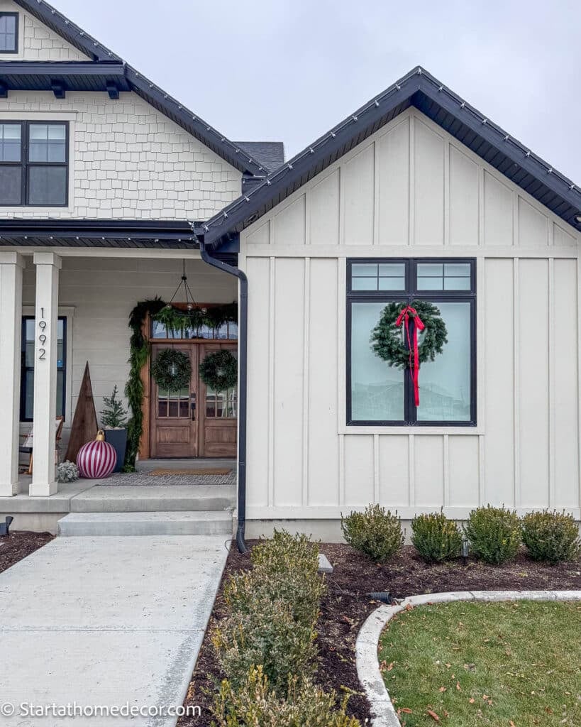 Easy Ideas for Decorating With Outdoor Window Wreaths - Start at Home Decor