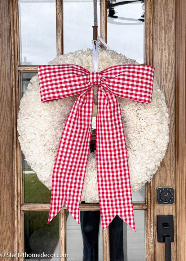 How to Make Big, Stiff Fabric Bows - Brooke Nicole Larsen